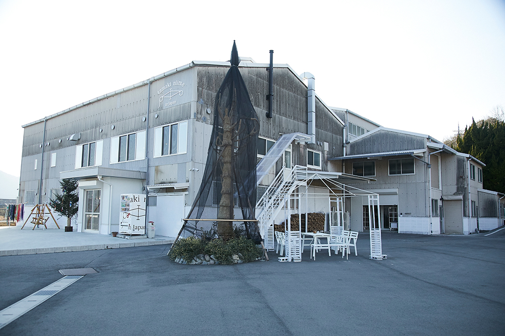 他に類を見ない独自のデザインで、播州織に新風を吹き込む。[tamaki niime／兵庫県西脇市] | ONESTORY